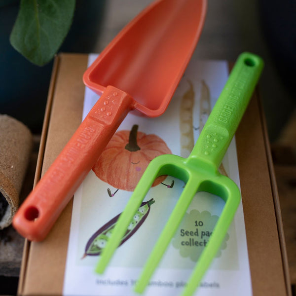 Gardening on Country - Kids Hand Trowel - Green - The Diggers Club